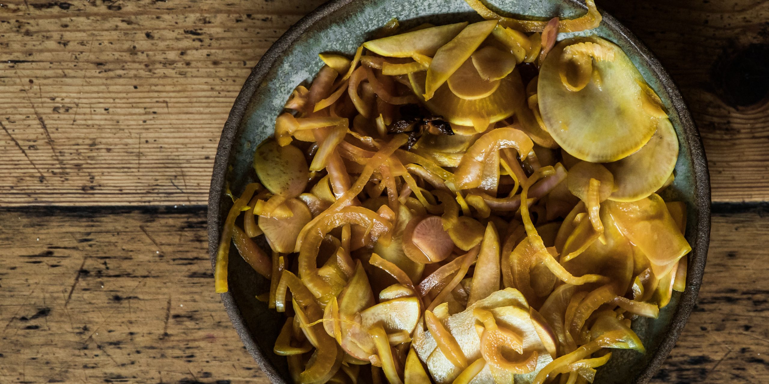 Turmeric Pickled Vegetables - The Sourdough Club